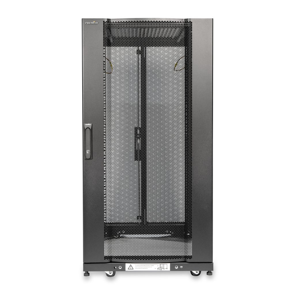 SolidRack R3104 Rack 24U Enclosure With Side Panels - Assembled